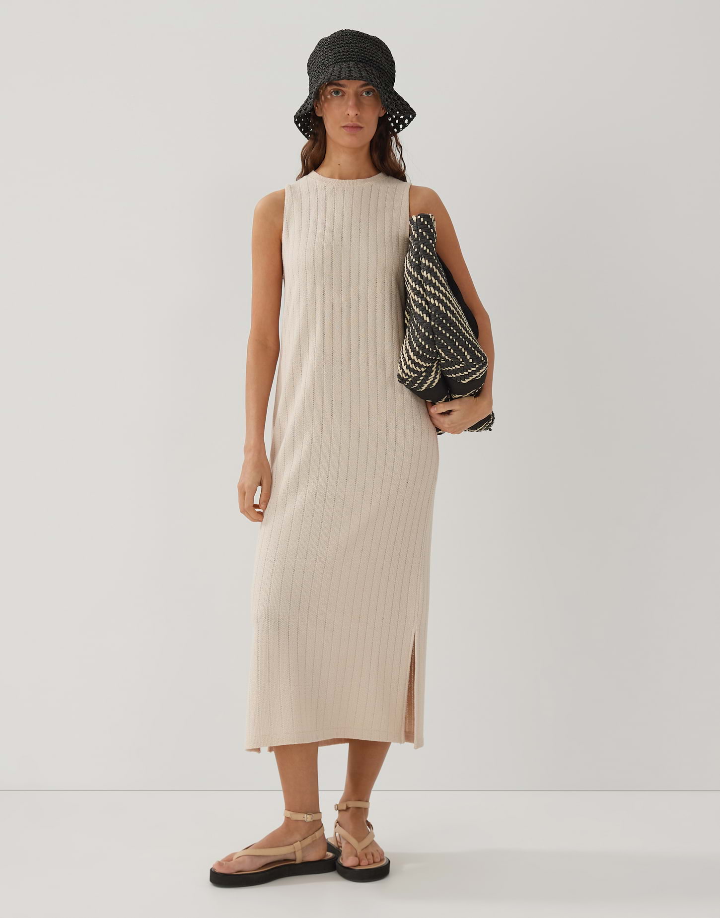 Midikleid Qopi beige online bestellen | someday Online Shop