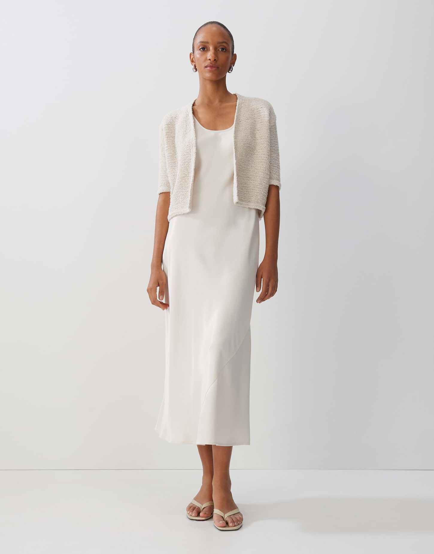 Strickjacke Tibelia beige online bestellen | someday Online Shop