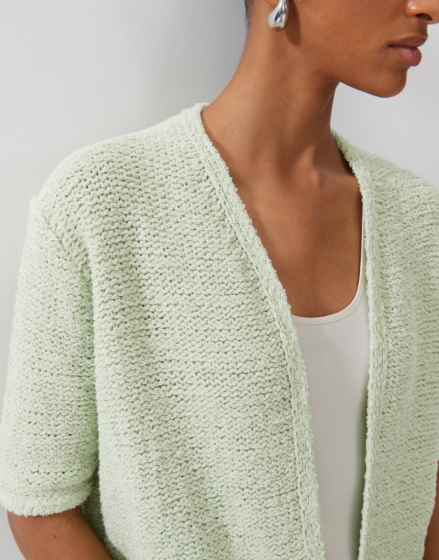 Strickjacke Tibelia grün online bestellen | someday Online Shop