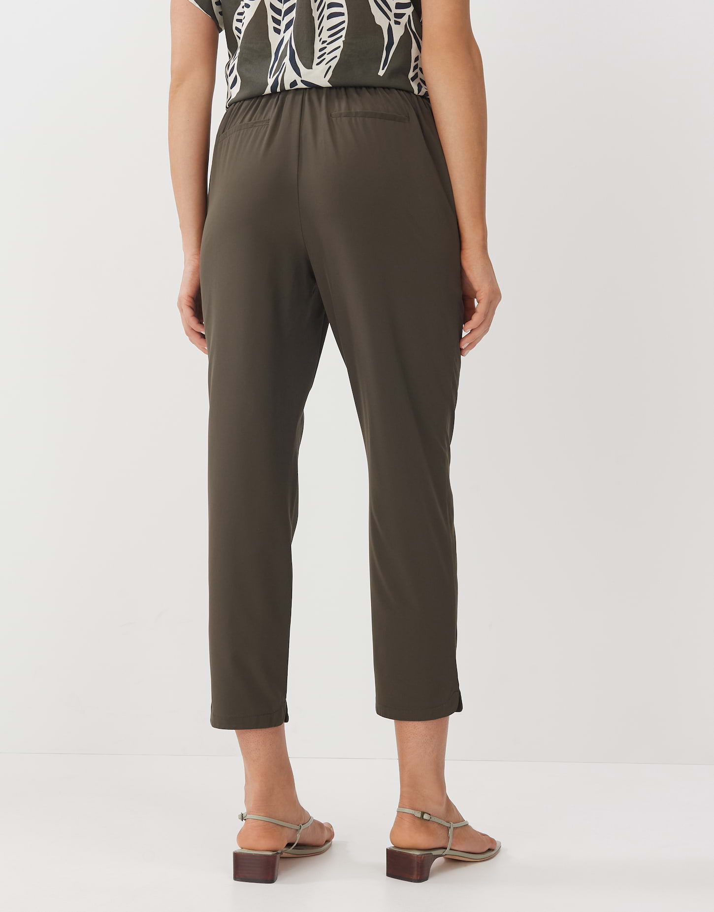 Stoffhose Charlie grün online bestellen | someday Online Shop