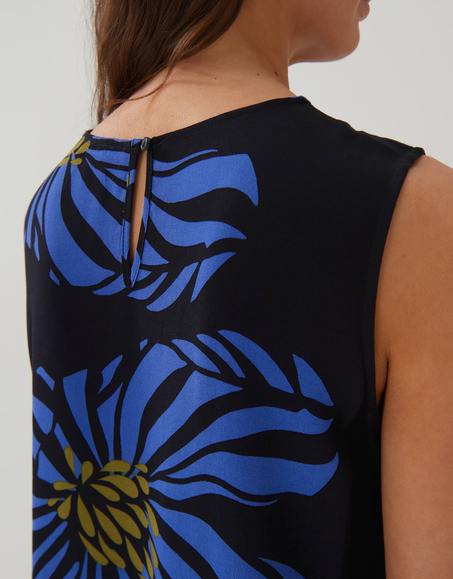 Kleid Quolly floral blau online bestellen | someday Online Shop
