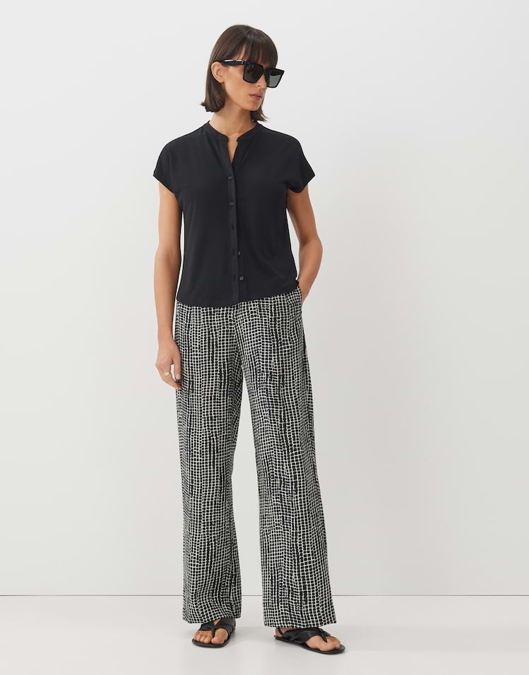 Wide Leg Pants Cevil resort schwarz online bestellen | someday Online Shop
