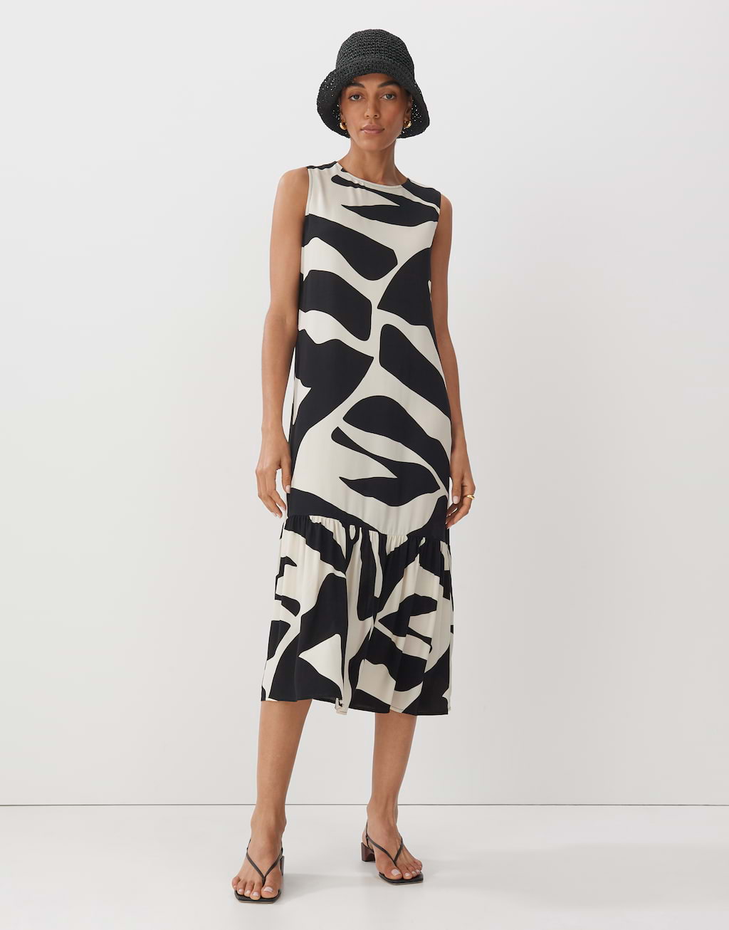 Maxikleid Quolly animal schwarz online bestellen | someday Online Shop